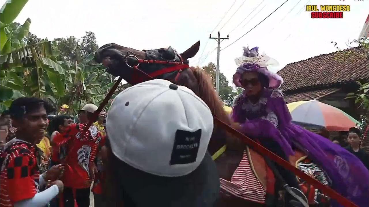 Arak arakan kuda jingkrak desa girimulyo - YouTube