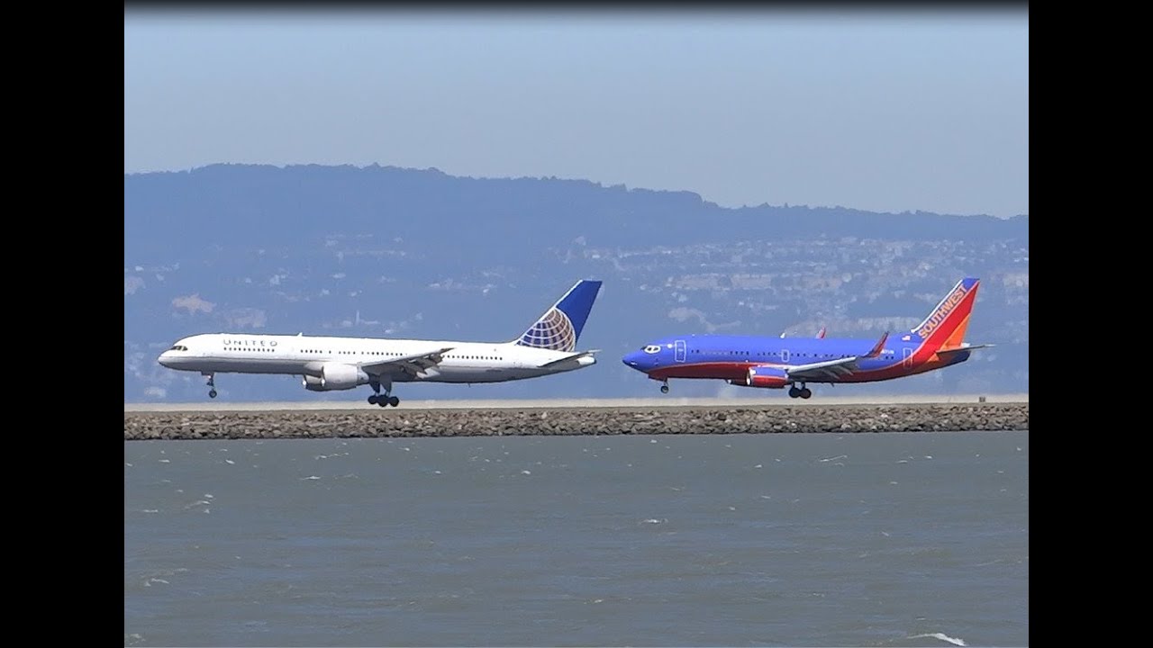 Parallel Landing at San Francisco International Airport - YouTube