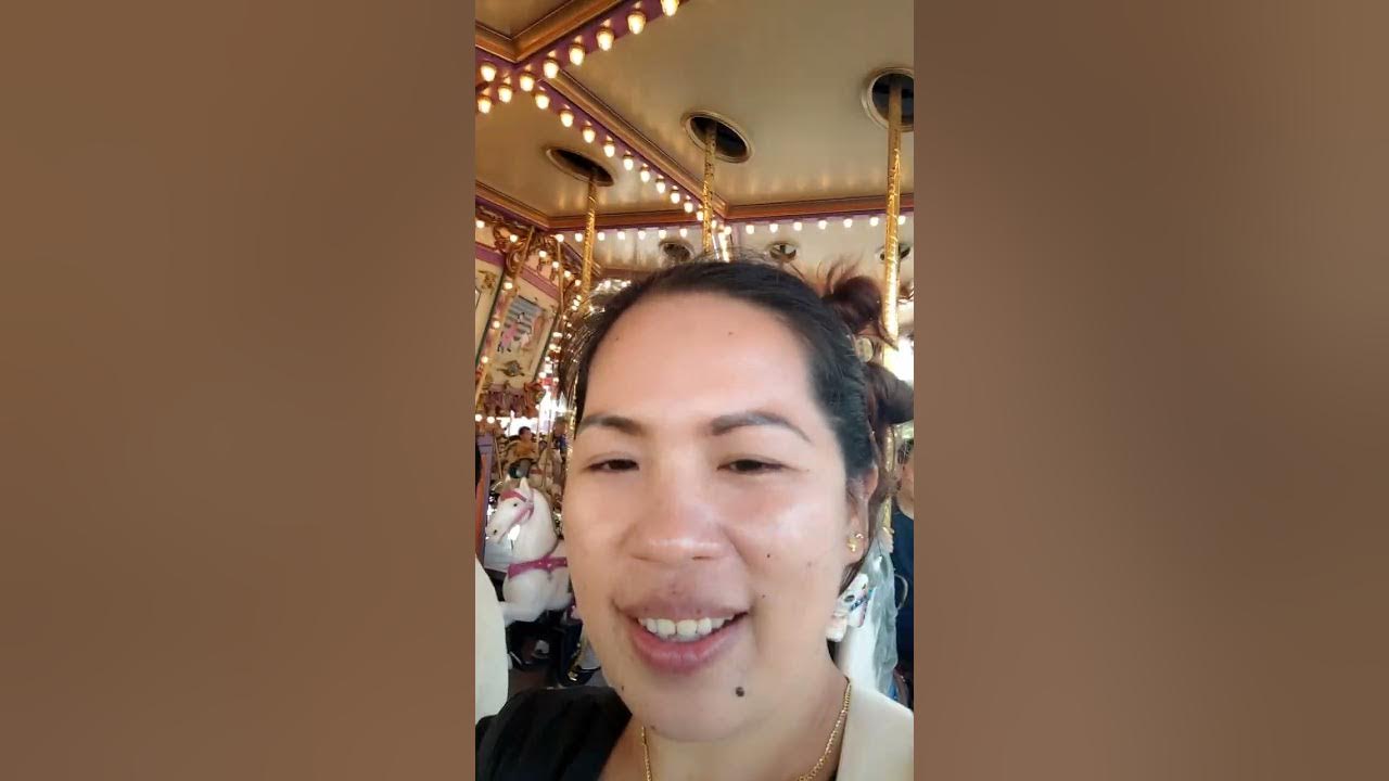 Cinderella carousel Hong Kong Disneyland - YouTube