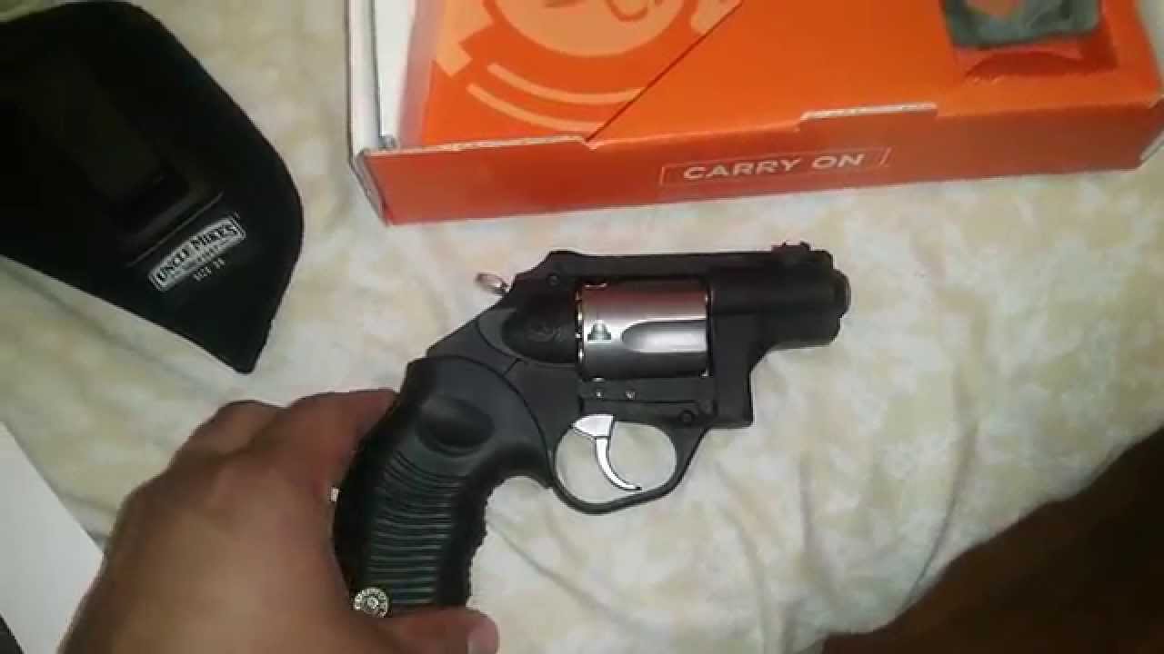 Review Taurus Model 85 Protector Poly Polymer Revolver - YouTube