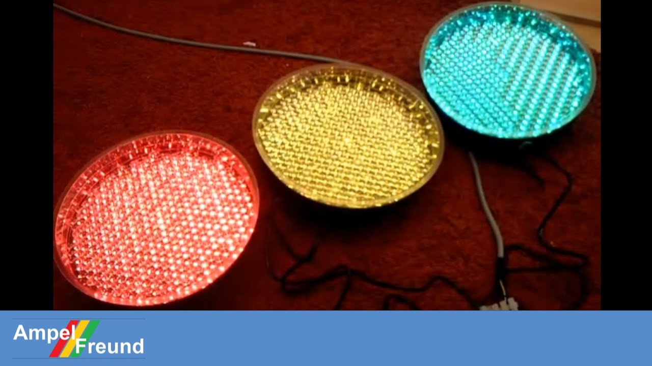 SWARCO Futurled 1 LED Modules Ø300 - YouTube