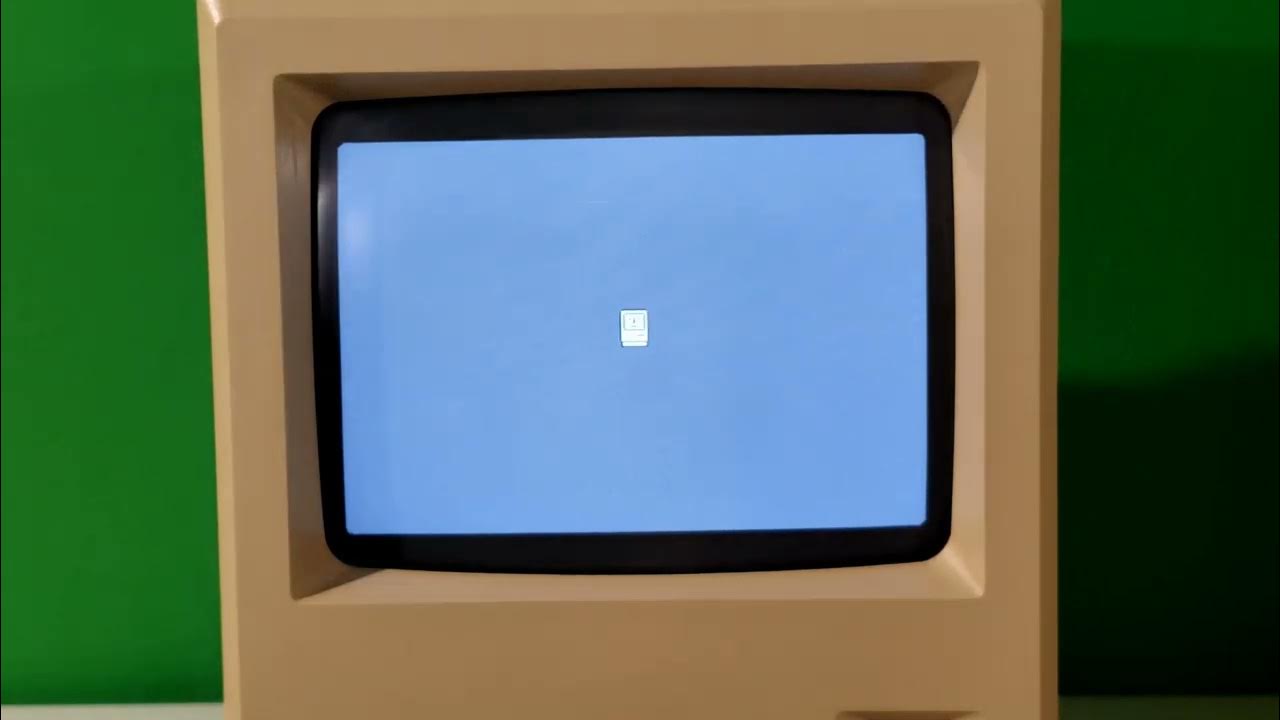 Demo of my Apple Macintosh 512K M0001E Computer - YouTube