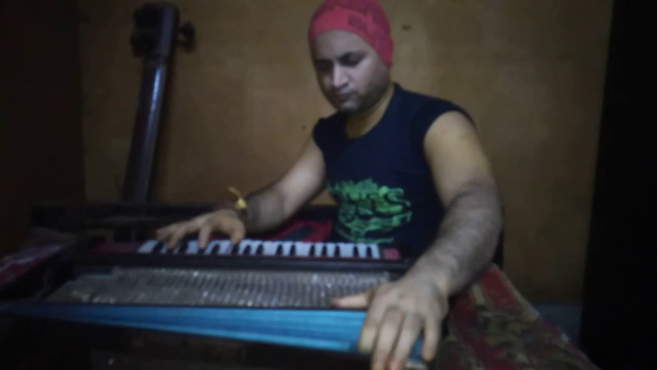 Rahul sarkar. Music and guiter trainer. "Tu bulale". pH: 8584809158 ...