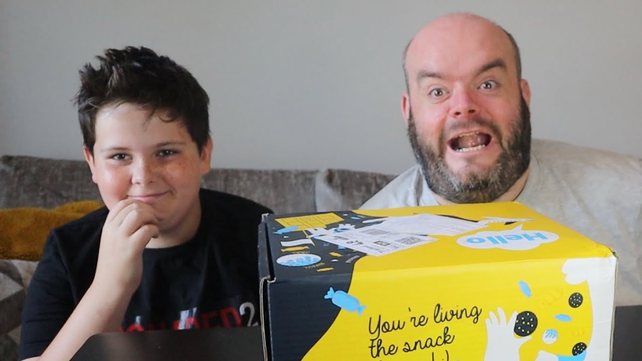 Trying snacks from France - YouTube