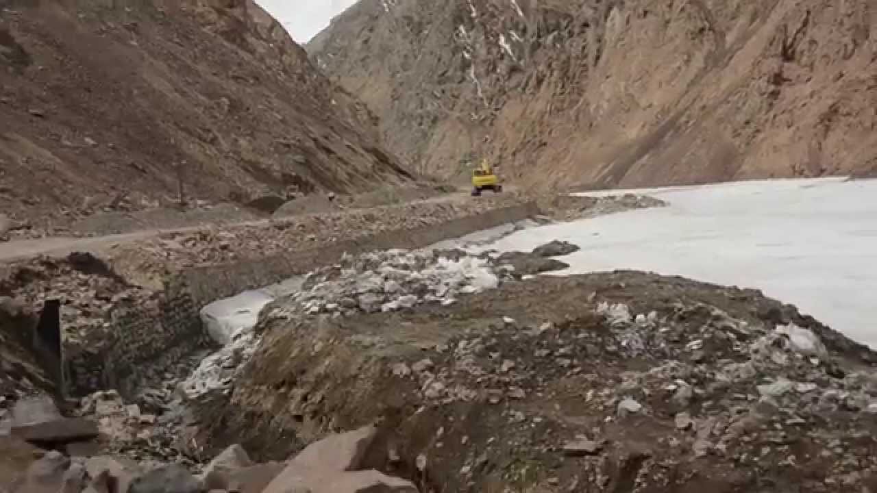 K2 North Face China Trek Drive From Kashgar To Karghilik To Yilik - YouTube