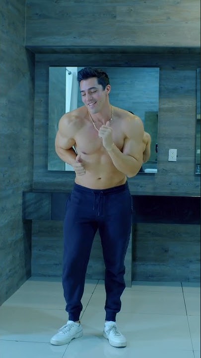 Rodrigo Romeh Dances Makeba Sexy Man Male Model - YouTube