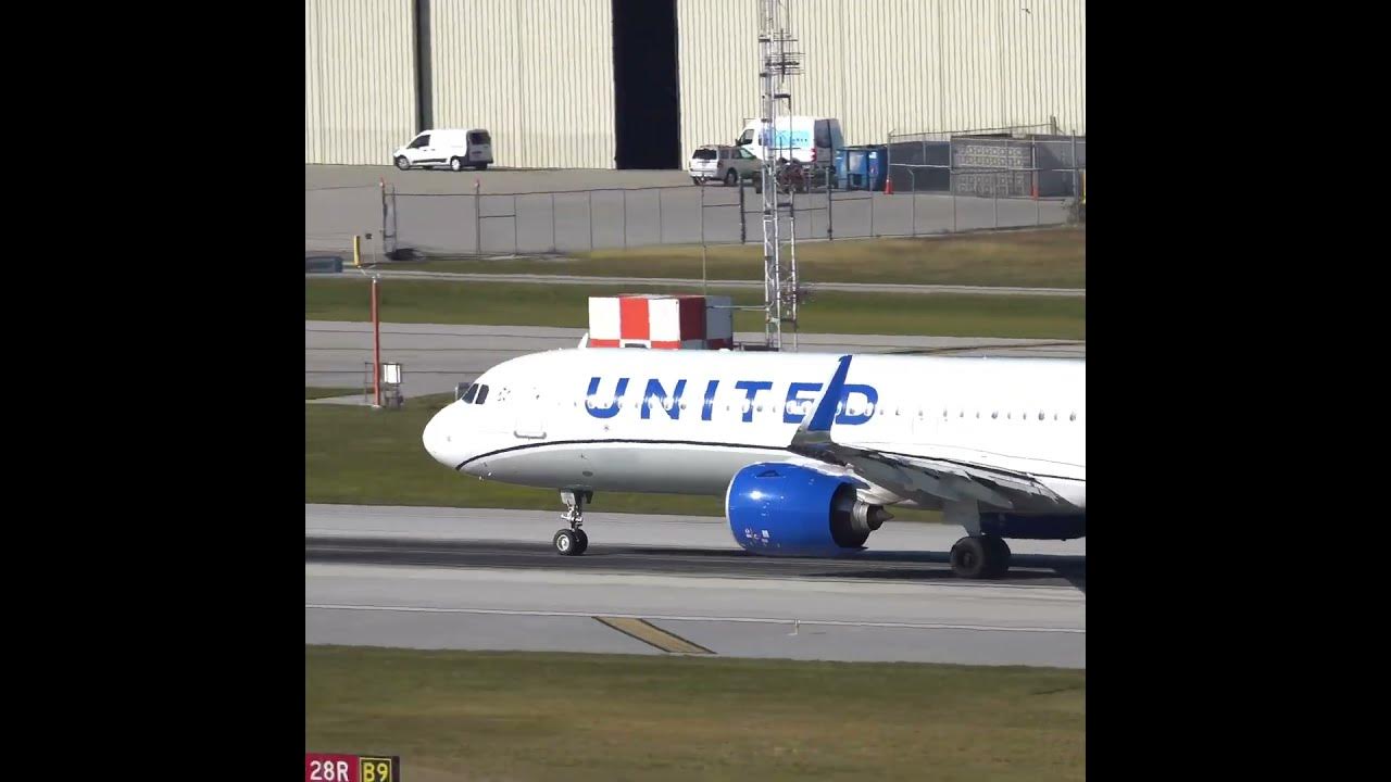 Very Dapper United Airbus A321N departing runway 28R at Ft. Lauderdale (FLL) bound for Chicago ...