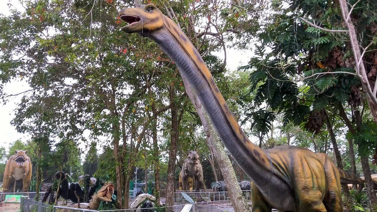 FREE Entrance Dinosaur Park! Don Hu Jurassic Garden Muar Johor 麻坡东湖恐龙园 ...