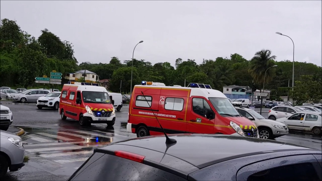 [GUADELOUPE ]DOUBLE VSAV SDIS 971 - YouTube