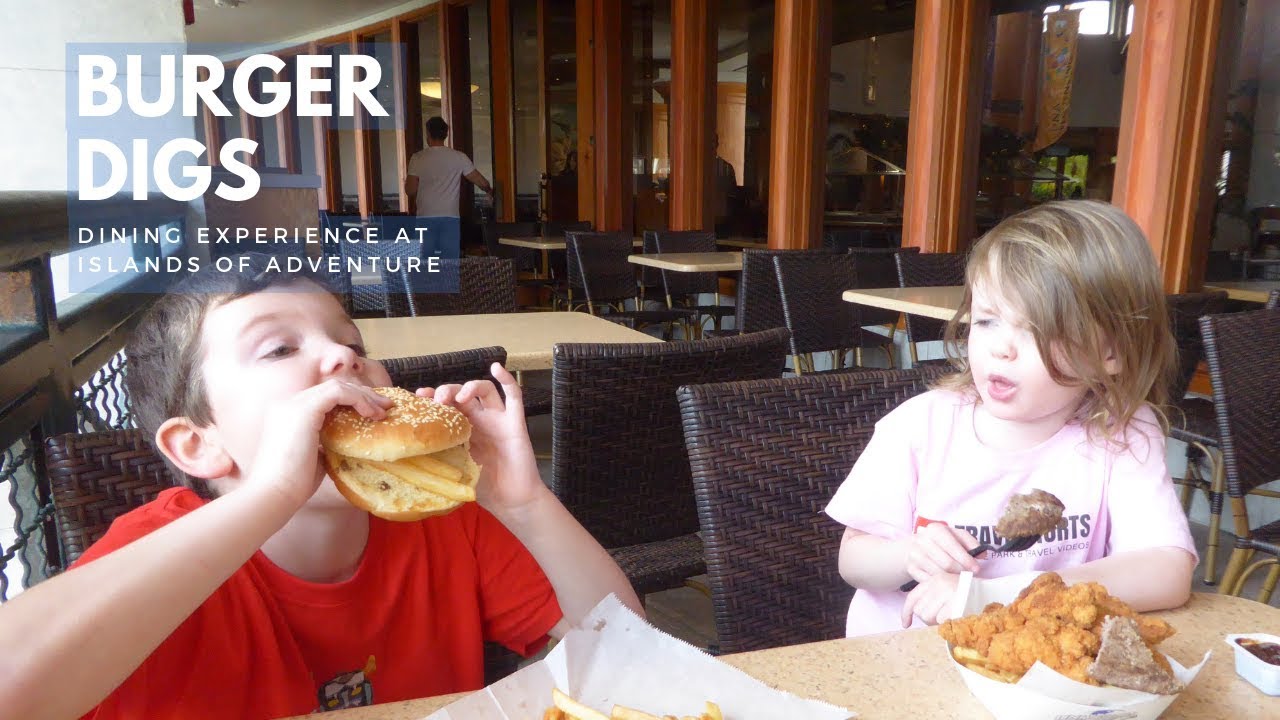 Lunch at Burger Digs at the Jurassic Park Discovery Center in Universal ...