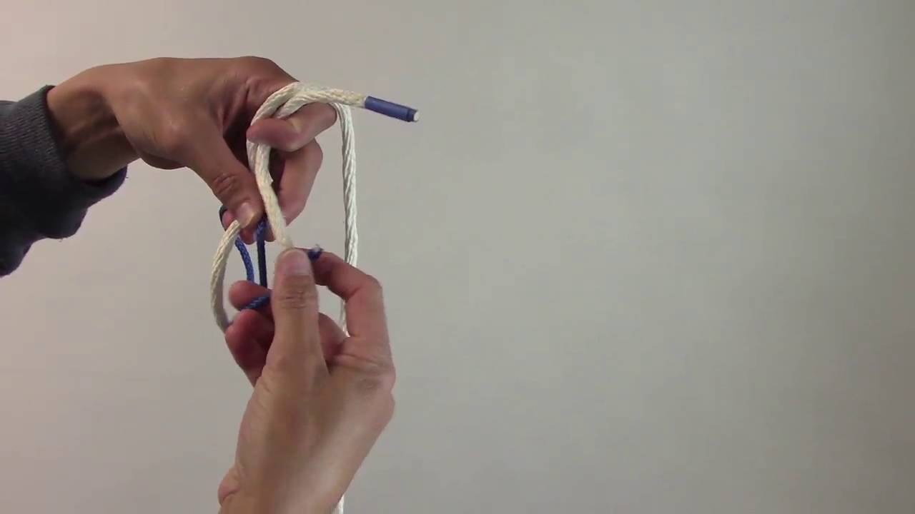 How to Tie a Heaving Line Bend - Knots and Ropes - YouTube