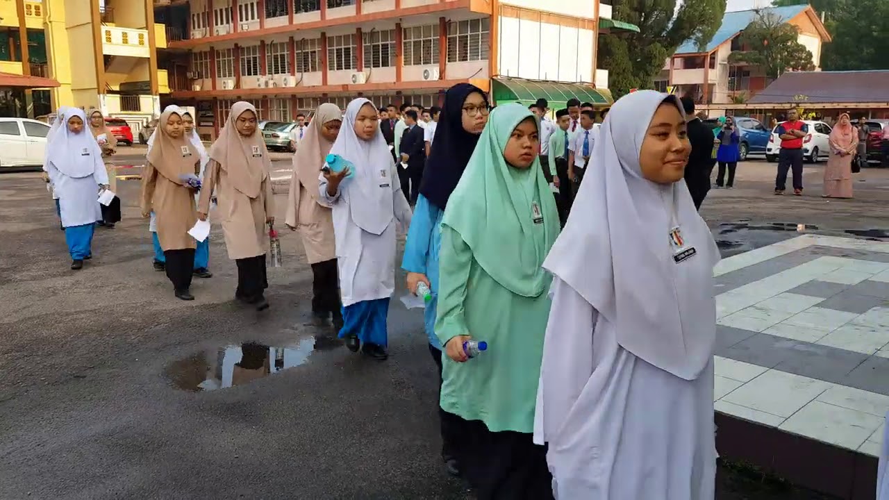 SM Sains Johor PT3 2019 Part 4 - YouTube