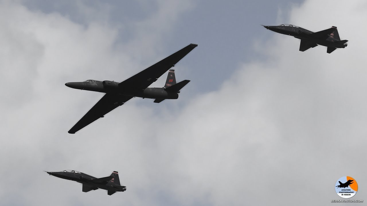 Lockheed U-2 Dragonlady demo | Beale AFB | Air & Space Expo 2018 - YouTube