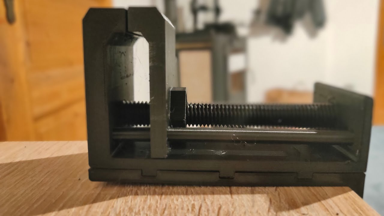 How to 3D Print bench Vice and Clamp| 3D Printing Vise - YouTube