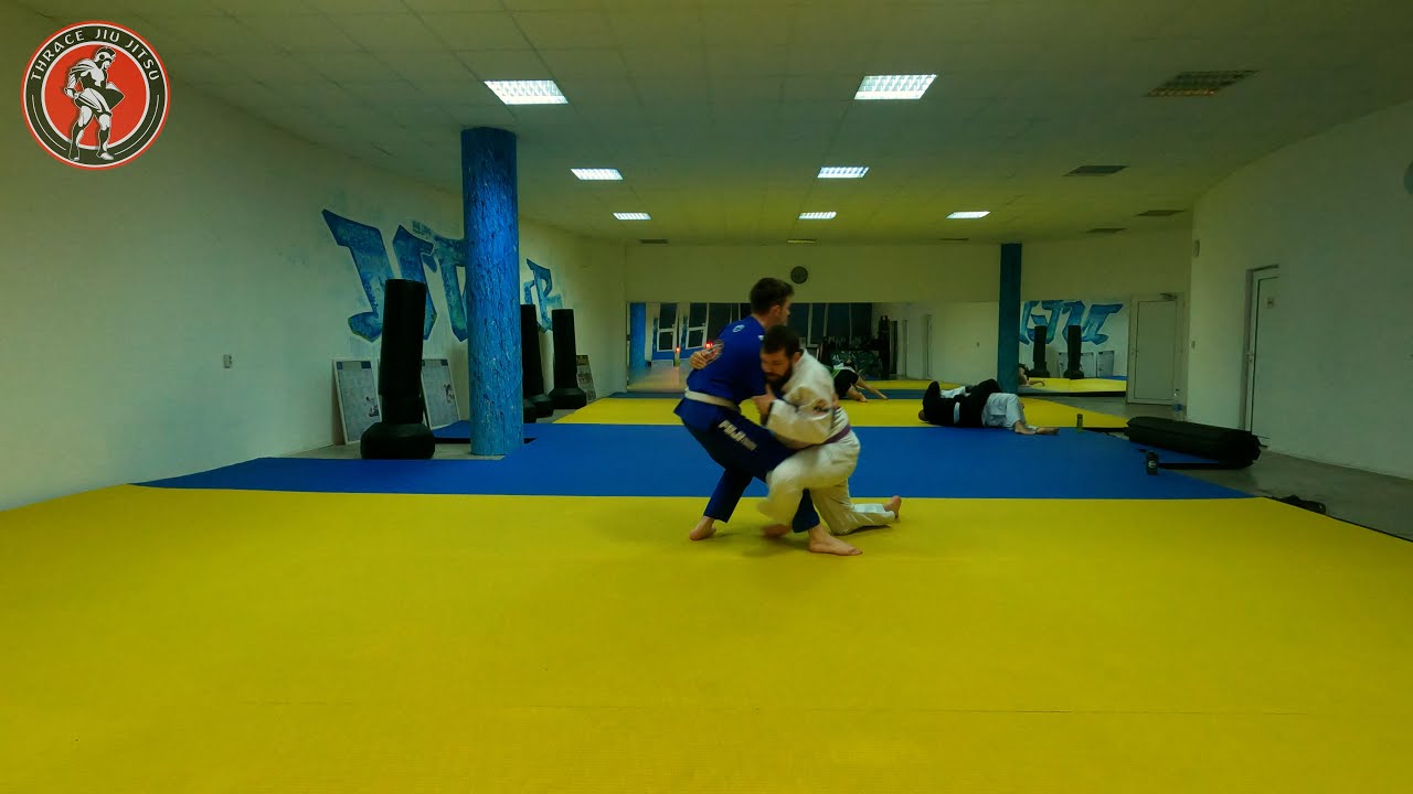 Ouchi-Gake (Major inner hook) to Kosoto-Gake (Small outer hook) - YouTube