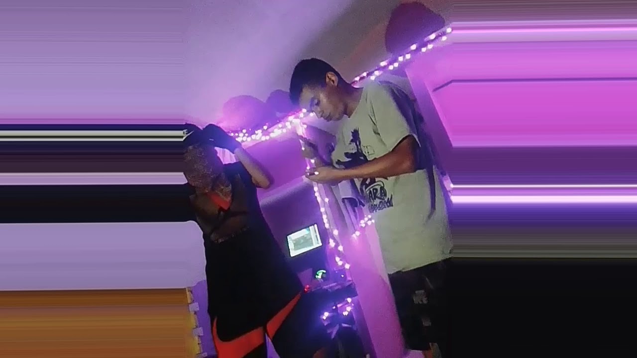 Miles Castillo/Super Chill (prod.by gl music) - YouTube