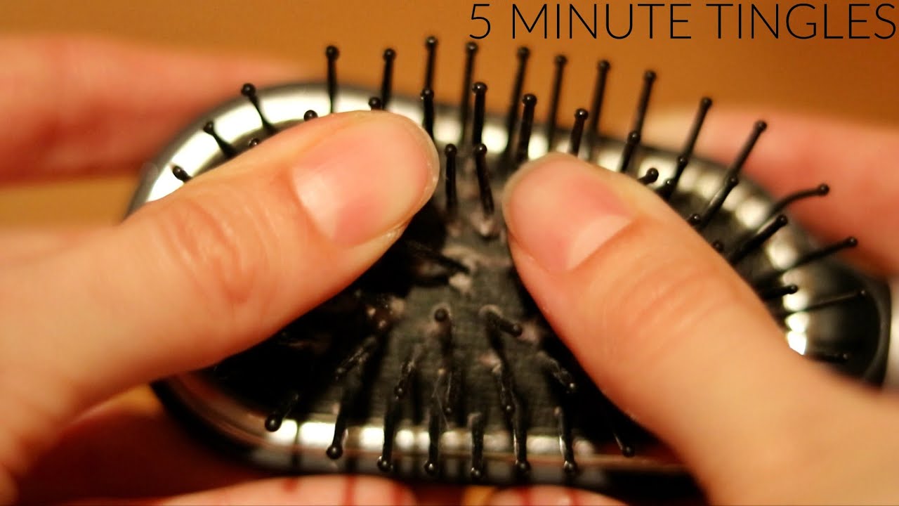 Binaural ASMR ♥ Ear to Ear Brush Scratching - YouTube