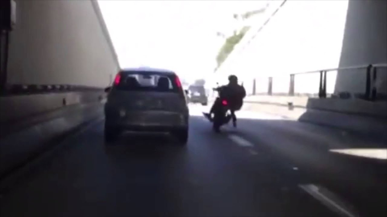 Biker Road Rage - YouTube