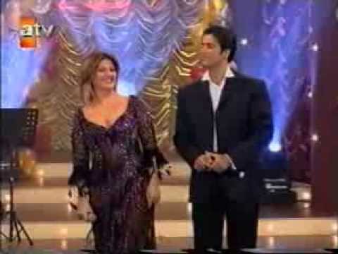 Mahsun Kirmizigül ve Sibel Can Yılbaşı 2004 Canli