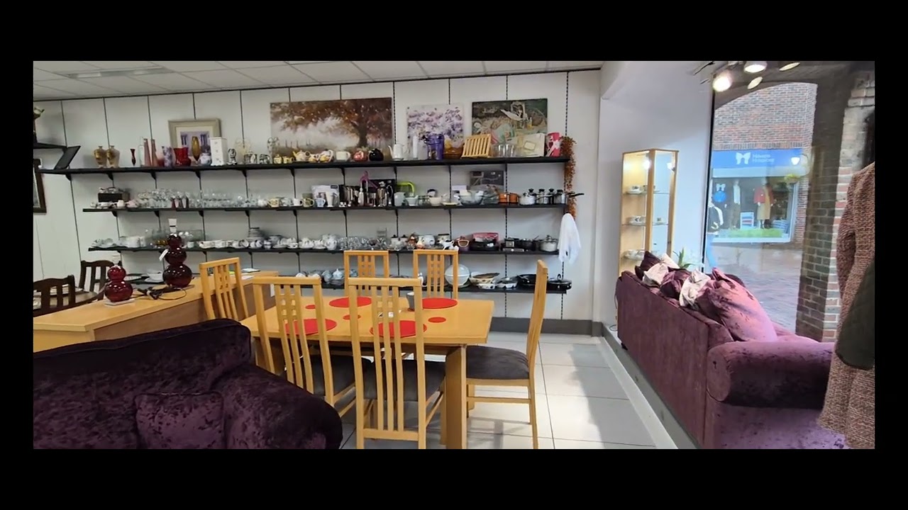 Farleigh's new Full Circle Homeware store in the Grove Shopping Centre ...