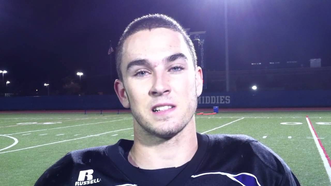 Monroe-Woodbury quarterback Kevin Carr - YouTube