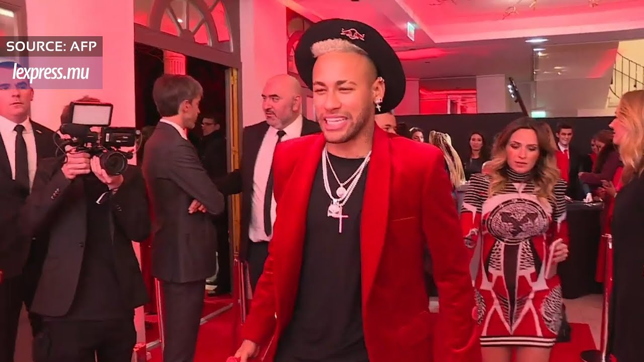 Football: Neymar fête son anniversaire à Paris - YouTube