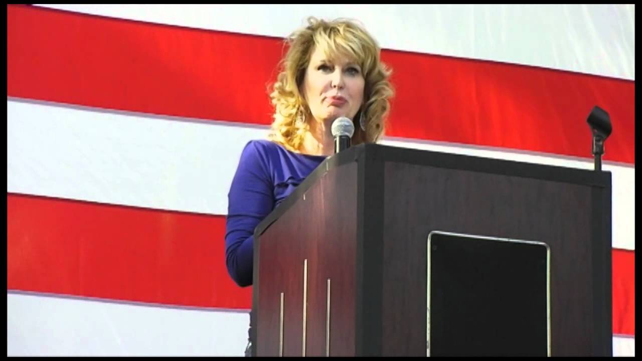 Melanie Speaks at 9/11 Remembrance Rally - YouTube