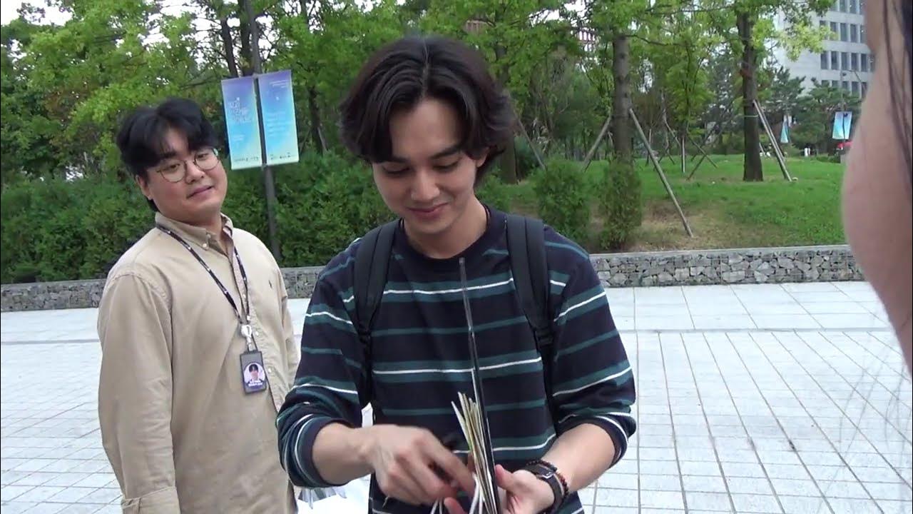20240911 유승호 엔젤스인아메리카 퇴근길 부분영상2 Youtube