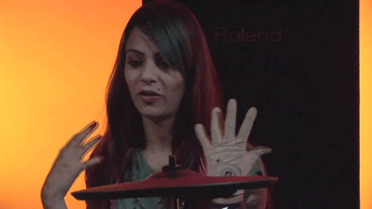 Lucy Peart e TD-4K2 - Entrevista - YouTube