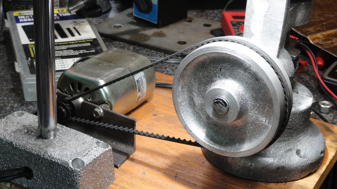 Die Filer Build #5 - Machining the Pulley - YouTube