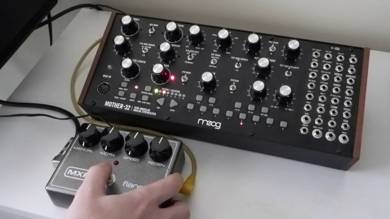 Moog Mother 32 & MXR Flanger M117R - YouTube