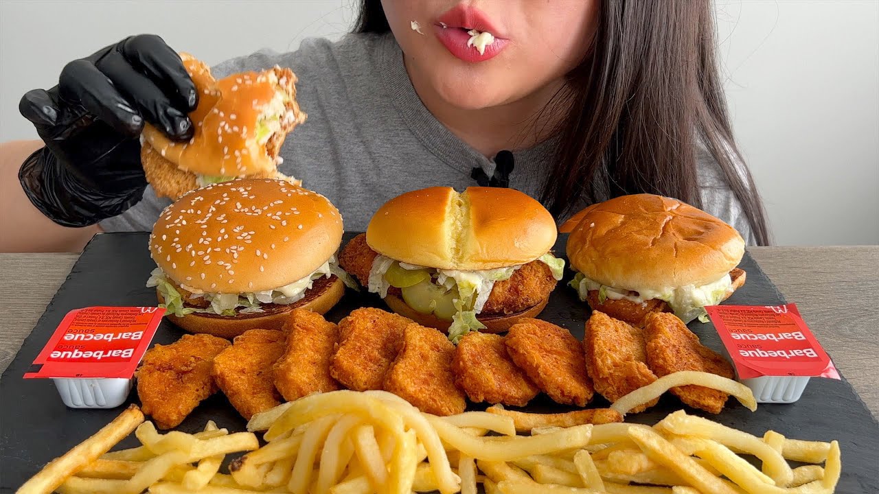 ASMR MCDONALDS MCCRISPY VS MCCHICKEN VS JUNIOR CHICKEN REVIEW MUKBANG ...