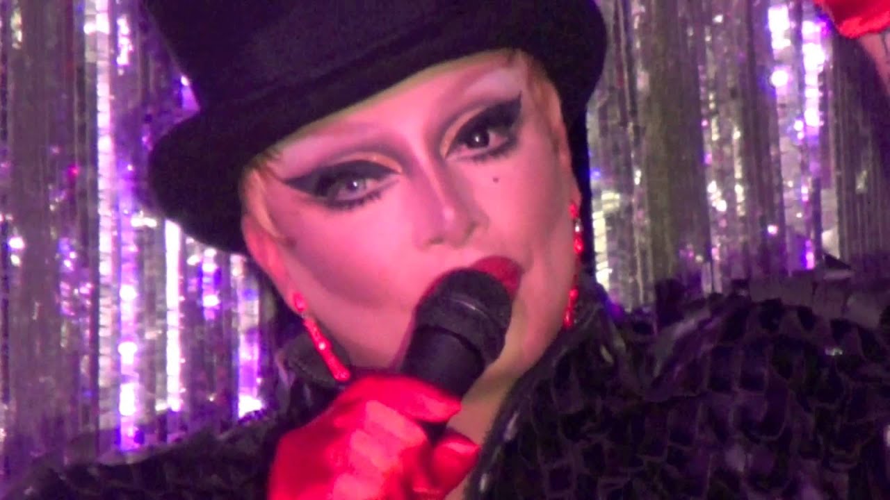 Host Raven: "Welcome!" @ Jan 11 Showgirls! - YouTube