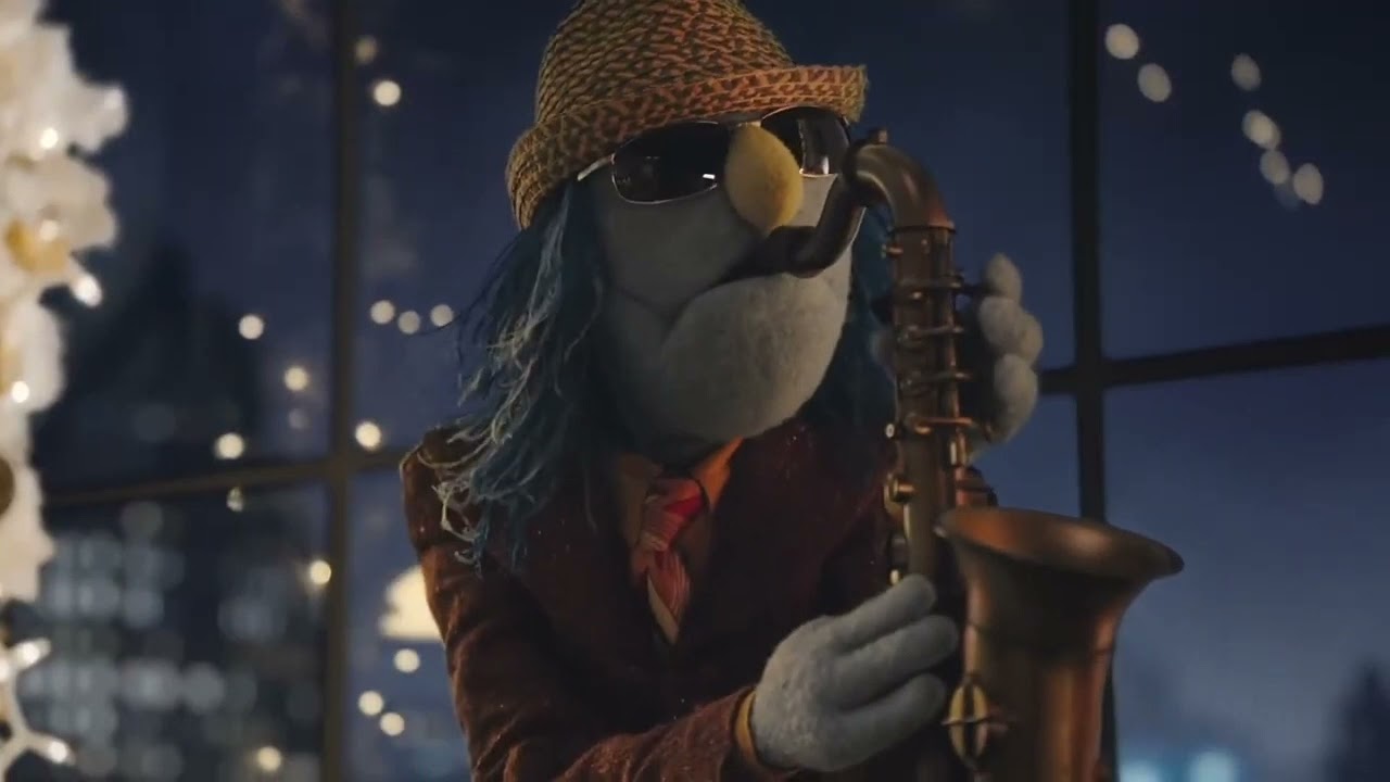 Muppet Portal Christmas Commercial (Redone) - YouTube