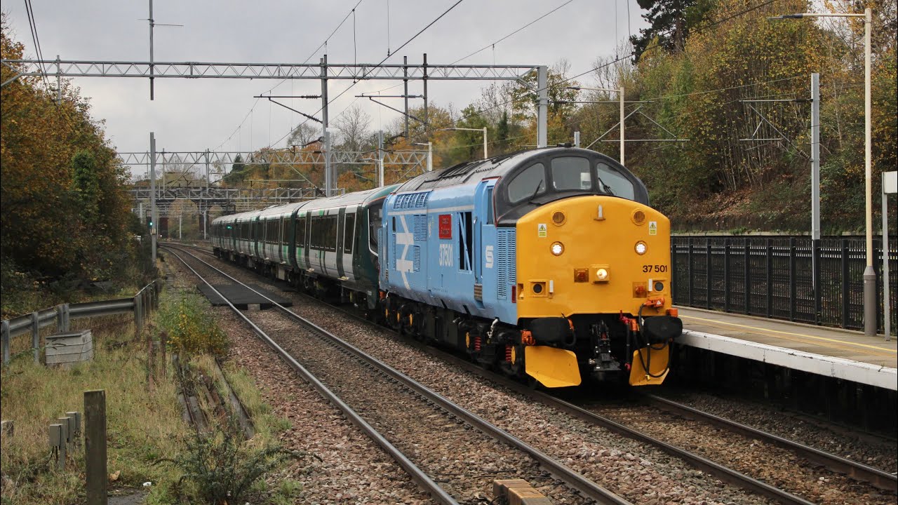 ROG 37501 “Teesside Steelmaster” drags LNWR 730201 through Bushey - 6 ...