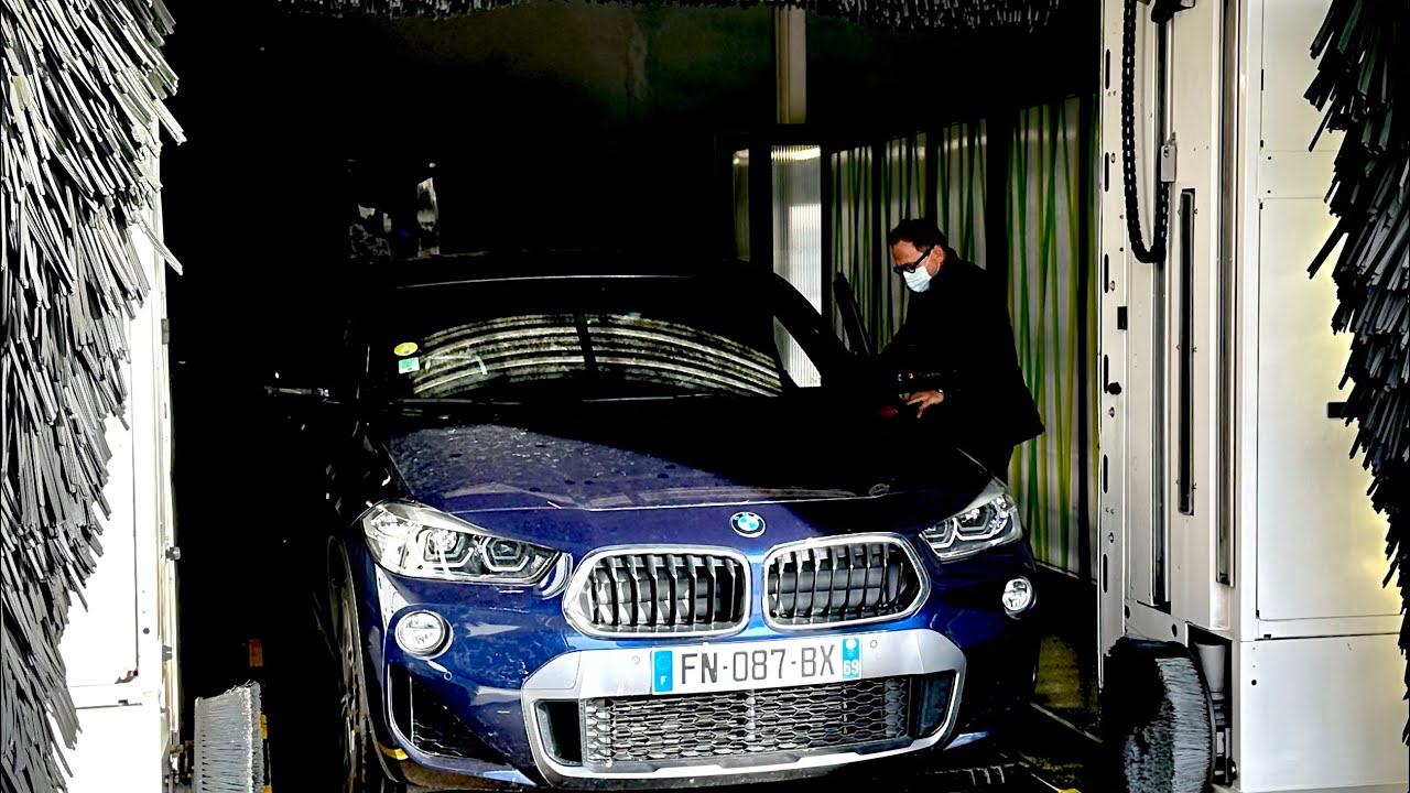 BMW Car wash in Lyon France - YouTube