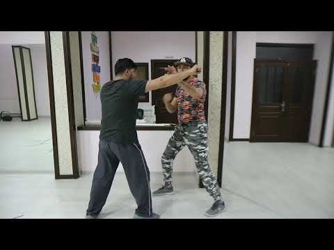 Bruce Lee Boşuna Demedi !  Bakın 1 teknik kaç farklı şekilde kullanılabiliyor.