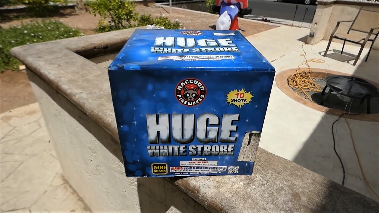 Huge White Strobe By Raccoon From Moapa #fireworks - YouTube