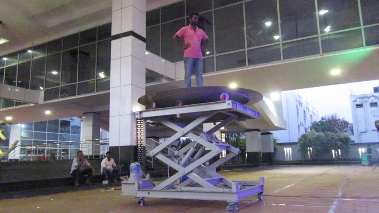 Hydraulic scissor lift with Round Table 360 degree Rotation - YouTube