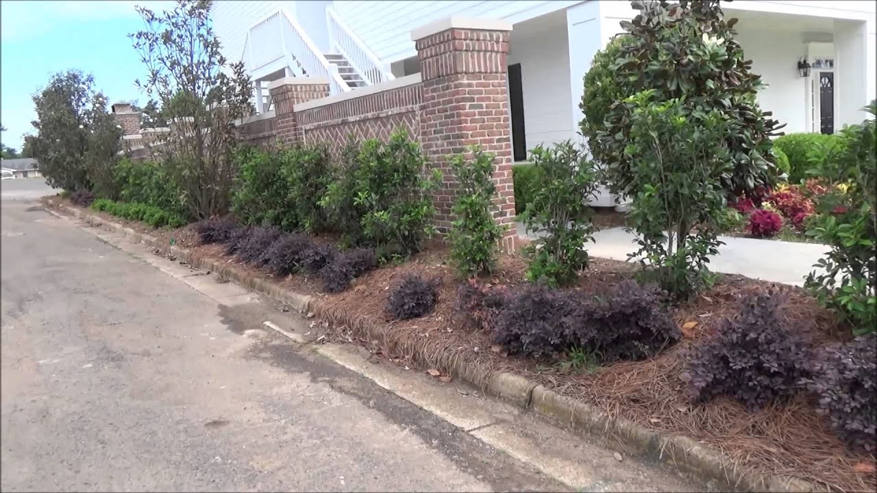 Beautiful Outdoor Living Space by Dalzell Design at the Azalea House in ...