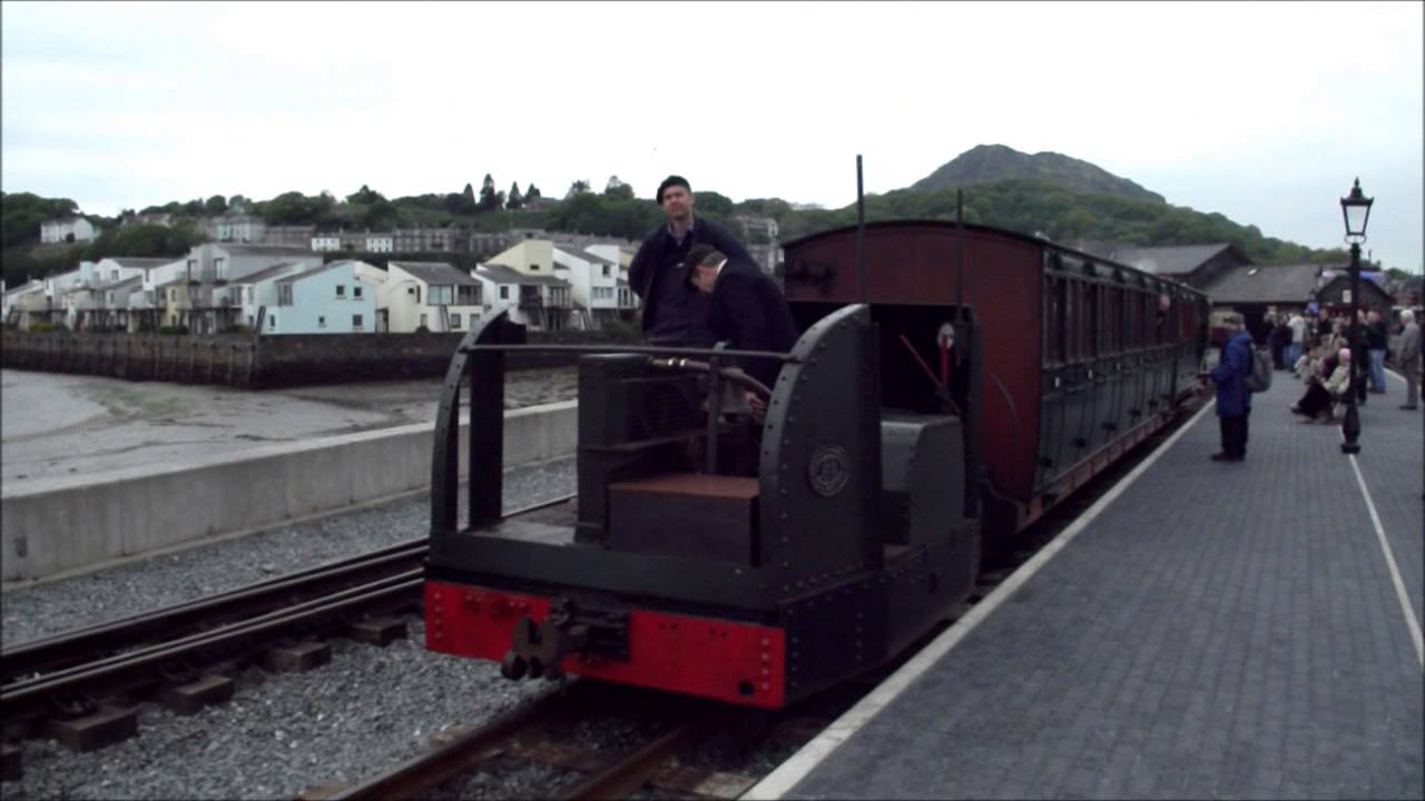 The Ladies of the Ffestiniog Railway - YouTube