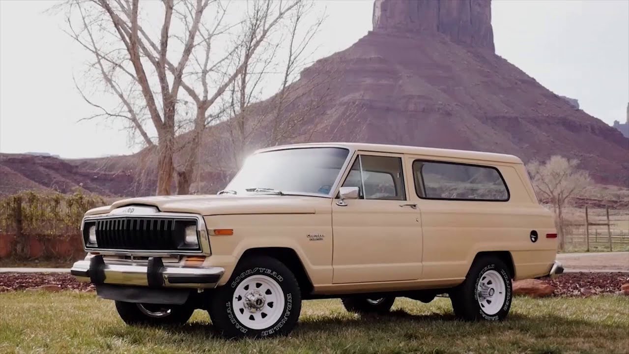 Jeep Moab 2016 - Jeep historical vehicles Cherokee | AutoMotoTV - YouTube