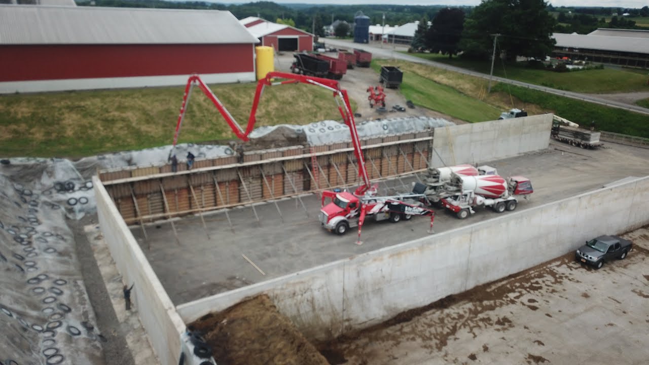 Bunk Walls Going up and covering Bunk - YouTube