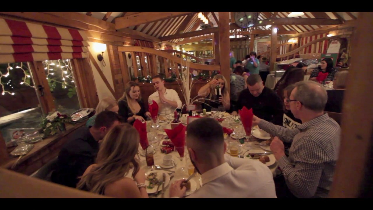 The Jinney Ring Craft Centre at Christmas - YouTube