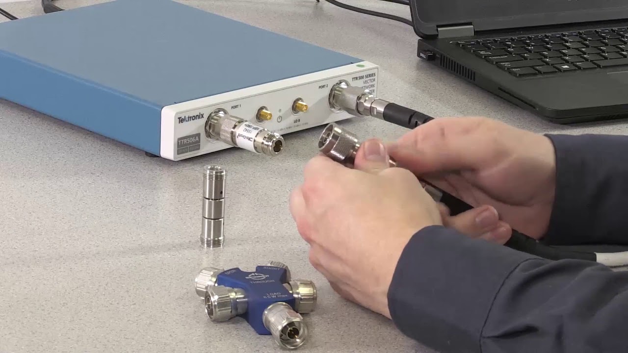 Tektronix TTR500 Series Vector Network Analyzers How to Apply Port ...