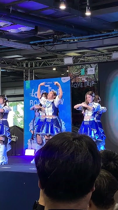 Dare No Koto Wo Ichiban Aishiteru? – CGM48 @ MBK 【FANCAM】 - YouTube