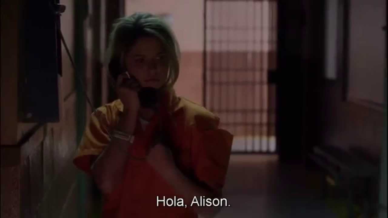 PLL – Alison DiLaurentis is attacked in prison SUBTITULADO 5x22 "To ...