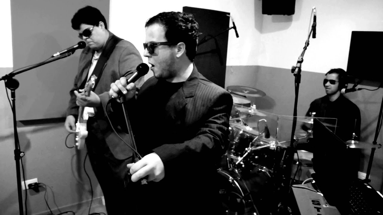 Plush - Stone Temple Pilots - Cover Band - YouTube