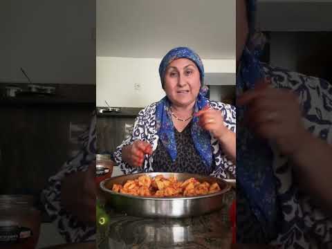 Fırında tavuk patates tavadada etli patlıcan