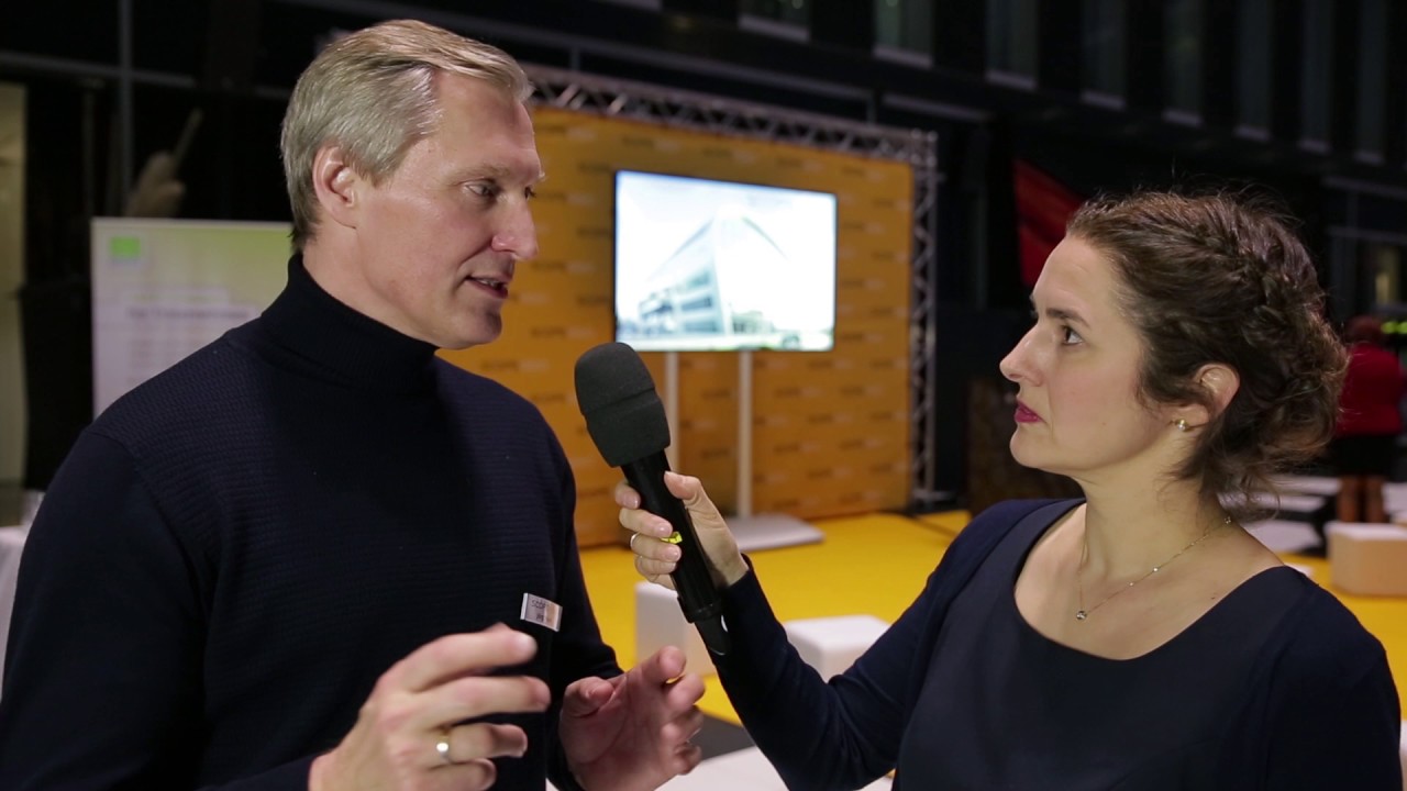 Interview Dr. Jörg Haas - YouTube